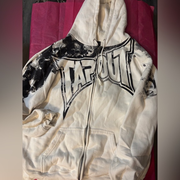 Tapout | Sweaters | Tapout White And Black Zip Up Sweater | Poshmark